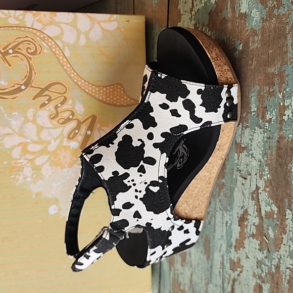 Very G | Shoes | New Very G Justice Black Cow Print Wedge | Poshmark